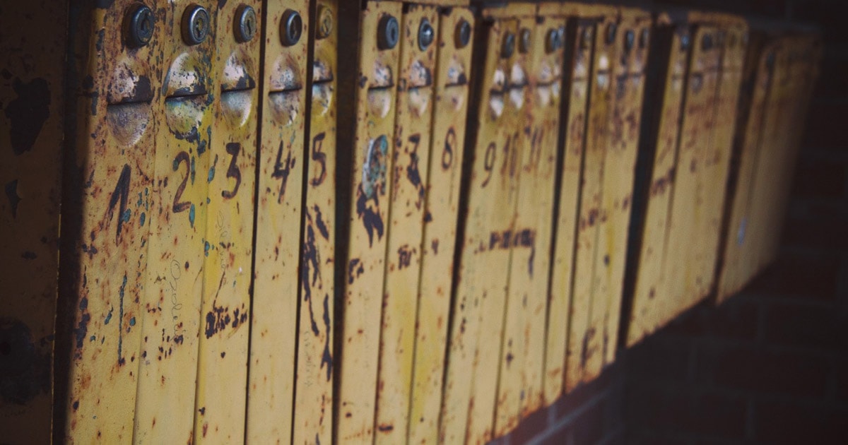 How to spot dangerous emails - GoDaddy Blog